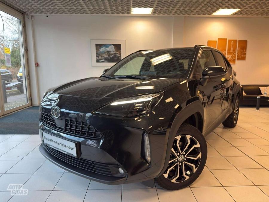 Melns Toyota Yaris Cross 2024 Kauņa, ar dzinēja tilpumu 1.50 L un nobraukumu 18 tūkst. km par 26499 €, foto 6 vietnē AUTOMOTO.COM.LV