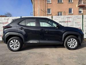 Черный Тойота Yaris Cross 2024 в Клайпеда, объемом двигателя 1.49 л и пробегом 33 тыс. км за 21400 €, фото 6 на AUTOMOTO.COM.LV