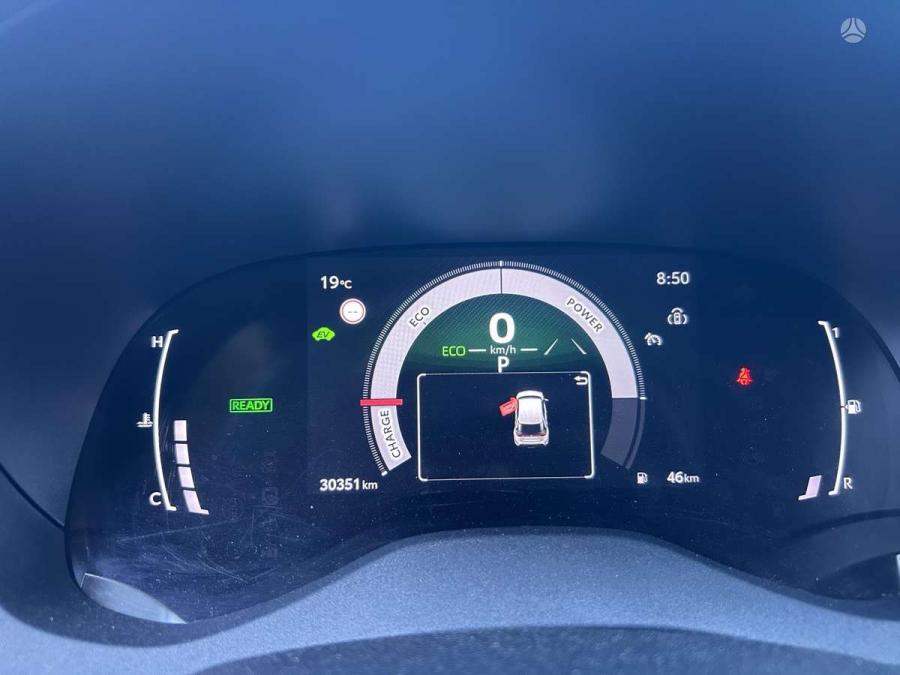Черный Тойота Yaris Cross 2024 в Вильнюс, объемом двигателя 1.50 л и пробегом 30 тыс. км за 19300 €, фото 15 на AUTOMOTO.COM.LV
