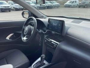 Melns Toyota Yaris Cross 2024 Viļņa, ar dzinēja tilpumu 1.49 L un nobraukumu 40 tūkst. km par 19500 €, foto 9 vietnē AUTOMOTO.COM.LV