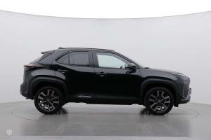 Black Toyota Yaris Cross 2025 in Vilnius, with an engine capacity of 1.49 L and mileage of 5 thousand km for 30900 €, photo 16 on AUTOMOTO.COM.LV