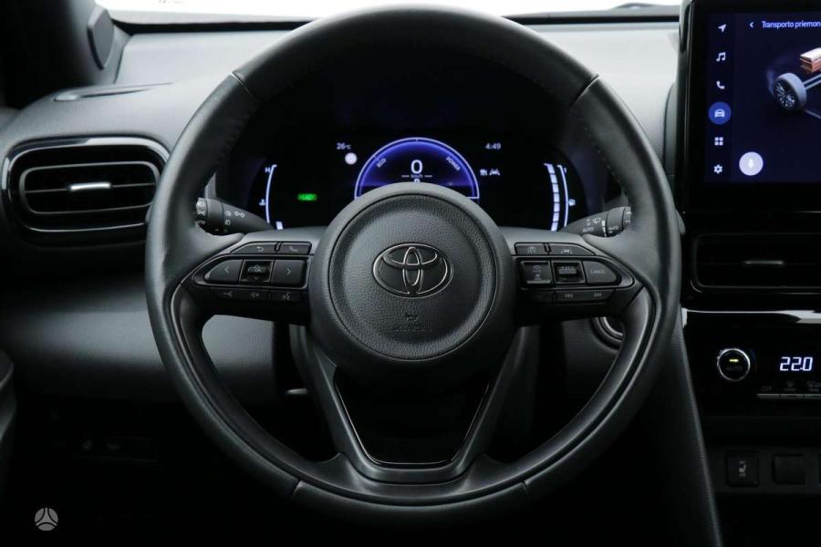 Черный Тойота Yaris Cross 2025 в Вильнюс, объемом двигателя 1.49 л и пробегом 23 тыс. км за 26990 €, фото 13 на AUTOMOTO.COM.LV