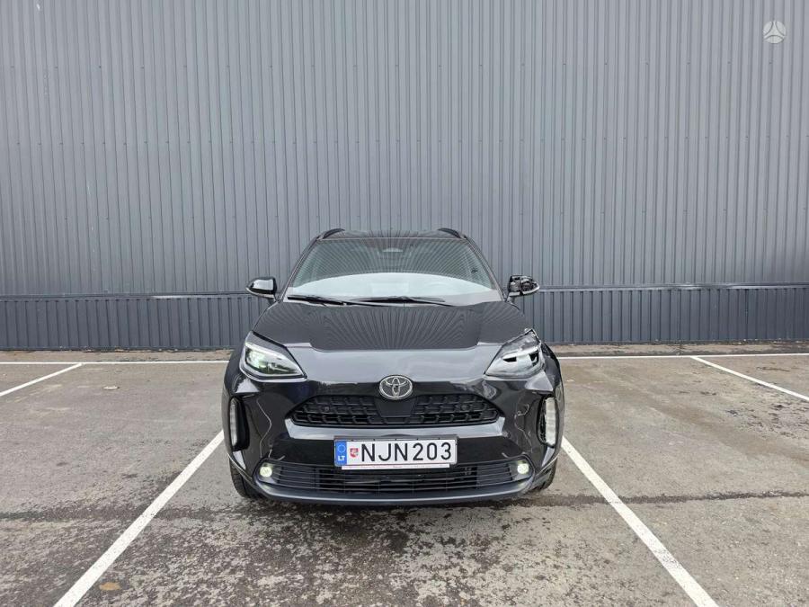 Черный Тойота Yaris Cross 2025 в Каунас, объемом двигателя 1.49 л и пробегом 23 тыс. км за 13900 €, фото 8 на AUTOMOTO.COM.LV
