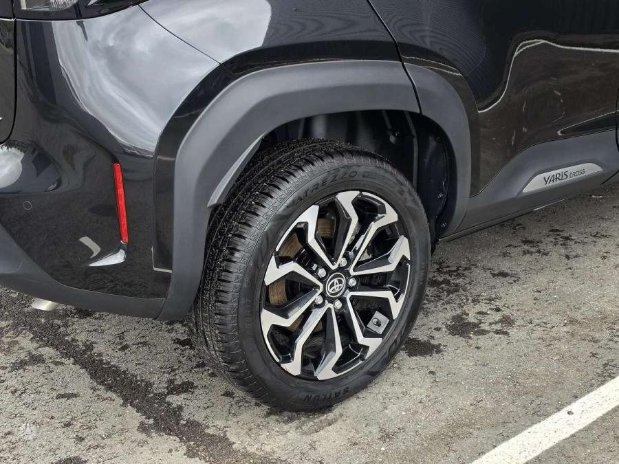 Черный Тойота Yaris Cross 2025 в Каунас, объемом двигателя 1.49 л и пробегом 23 тыс. км за 13900 €, фото 19 на AUTOMOTO.COM.LV