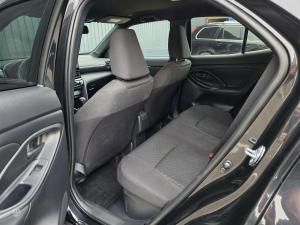 Черный Тойота Yaris Cross 2025 в Каунас, объемом двигателя 1.49 л и пробегом 23 тыс. км за 13900 €, фото 27 на AUTOMOTO.COM.LV