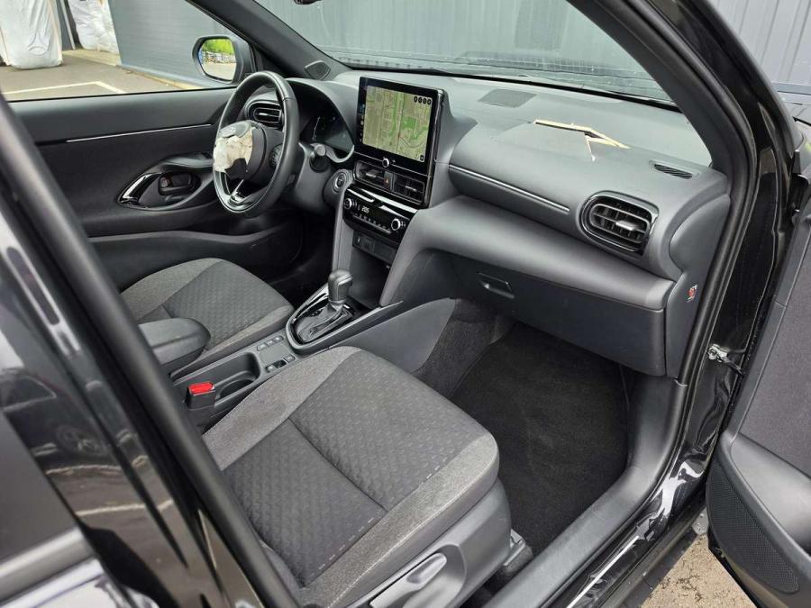 Черный Тойота Yaris Cross 2025 в Каунас, объемом двигателя 1.49 л и пробегом 23 тыс. км за 13900 €, фото 30 на AUTOMOTO.COM.LV