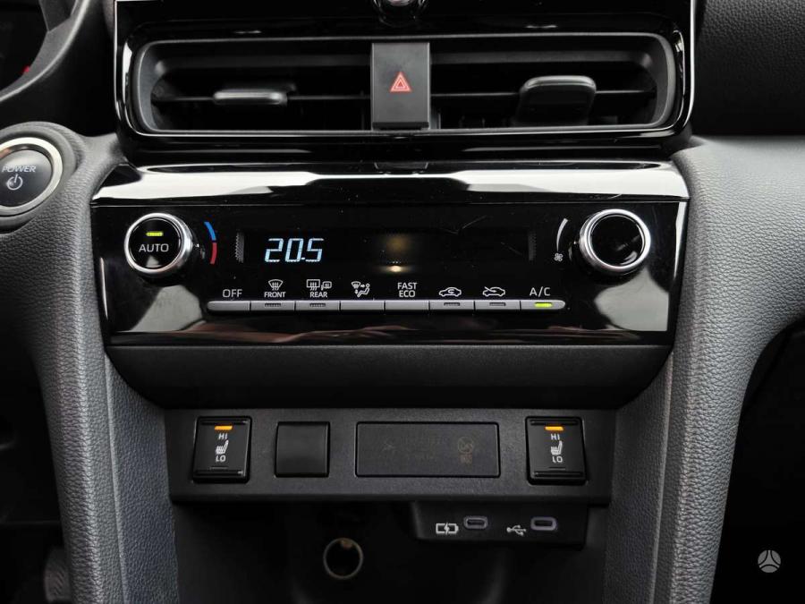 Черный Тойота Yaris Cross 2025 в Каунас, объемом двигателя 1.49 л и пробегом 23 тыс. км за 13900 €, фото 39 на AUTOMOTO.COM.LV
