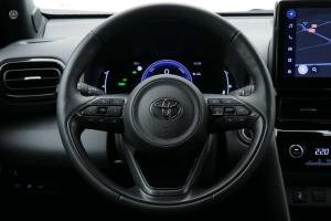 Black Toyota Yaris Cross 2025 in Vilnius, with an engine capacity of 1.49 L and mileage of 23 thousand km for 26990 €, photo 14 on AUTOMOTO.COM.LV