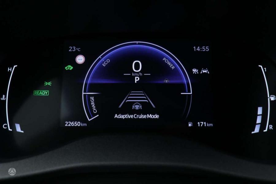 Black Toyota Yaris Cross 2025 in Vilnius, with an engine capacity of 1.49 L and mileage of 23 thousand km for 26990 €, photo 15 on AUTOMOTO.COM.LV