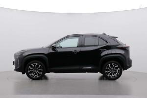 Black Toyota Yaris Cross 2025 in Vilnius, with an engine capacity of 1.49 L and mileage of 23 thousand km for 26990 €, photo 18 on AUTOMOTO.COM.LV