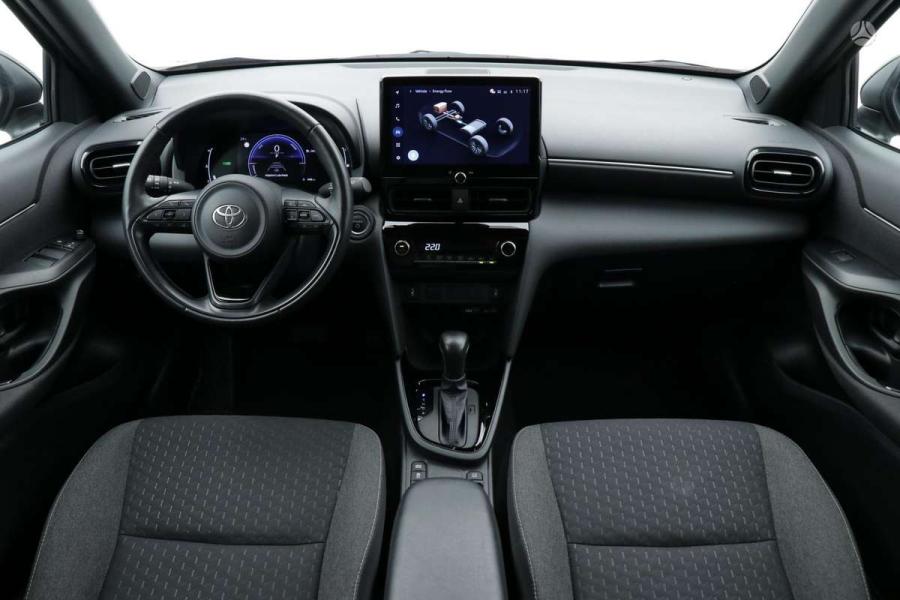 Черный Тойота Yaris Cross 2025 в Вильнюс, объемом двигателя 1.49 л и пробегом 32 тыс. км за 26990 €, фото 8 на AUTOMOTO.COM.LV
