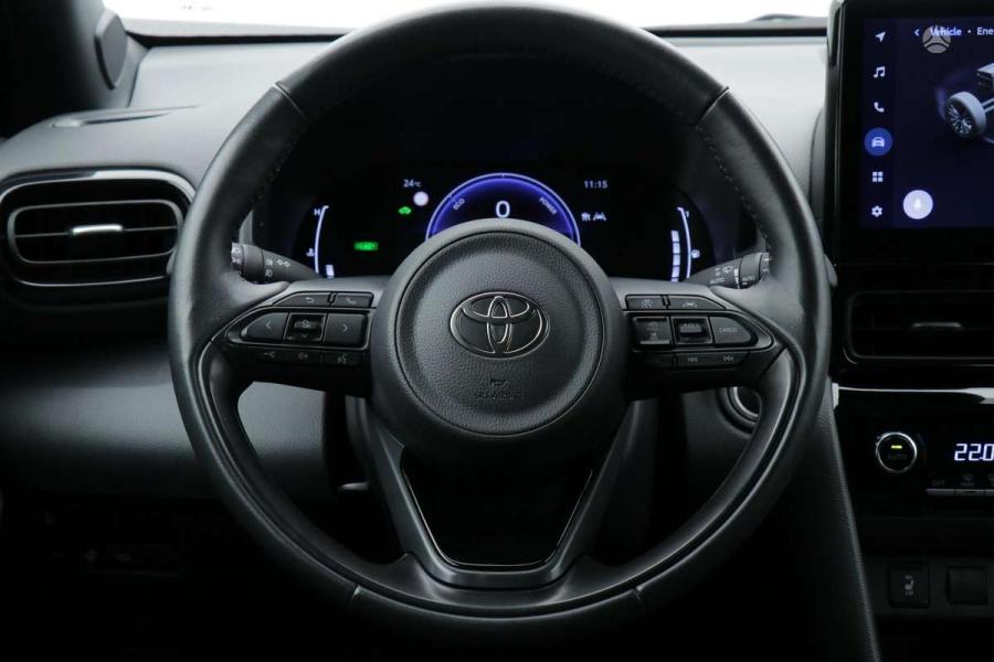 Черный Тойота Yaris Cross 2025 в Вильнюс, объемом двигателя 1.49 л и пробегом 32 тыс. км за 26990 €, фото 14 на AUTOMOTO.COM.LV