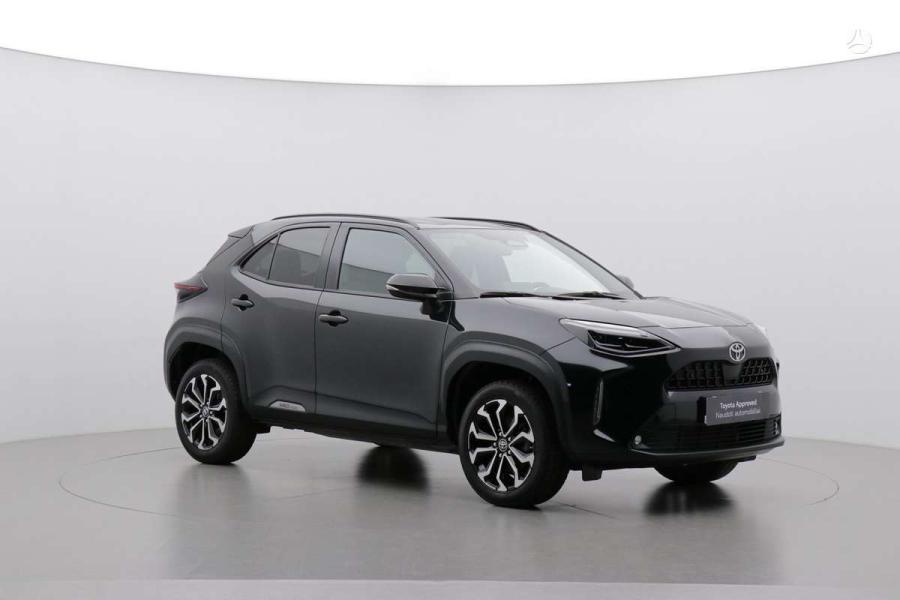 Черный Тойота Yaris Cross 2025 в Вильнюс, объемом двигателя 1.49 л и пробегом 32 тыс. км за 26990 €, фото 20 на AUTOMOTO.COM.LV