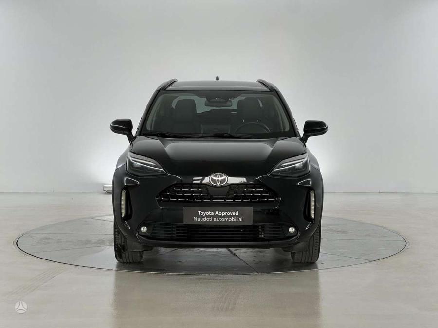 Черный Тойота Yaris Cross 2025 в Вильнюс, объемом двигателя 1.49 л и пробегом 67 тыс. км за 25900 €, фото 6 на AUTOMOTO.COM.LV