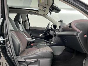 Черный Тойота Yaris Cross 2025 в Вильнюс, объемом двигателя 1.49 л и пробегом 67 тыс. км за 25900 €, фото 7 на AUTOMOTO.COM.LV