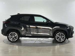 Черный Тойота Yaris Cross 2025 в Вильнюс, объемом двигателя 1.49 л и пробегом 67 тыс. км за 25900 €, фото 17 на AUTOMOTO.COM.LV