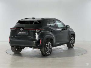 Черный Тойота Yaris Cross 2025 в Вильнюс, объемом двигателя 1.49 л и пробегом 67 тыс. км за 25900 €, фото 21 на AUTOMOTO.COM.LV