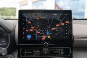 Черный Тойота Yaris Cross 2025 в Вильнюс, объемом двигателя 1.49 л и пробегом 17 тыс. км за 25950 €, фото 21 на AUTOMOTO.COM.LV