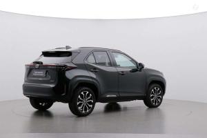 Черный Тойота Yaris Cross 2025 в Вильнюс, объемом двигателя 1.49 л и пробегом 27 тыс. км за 26990 €, фото 4 на AUTOMOTO.COM.LV