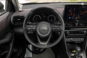 Черный Тойота Yaris Cross 2025 в Вильнюс, объемом двигателя 1.49 л и пробегом 17 тыс. км за 24950 €, фото 31 на AUTOMOTO.COM.LV