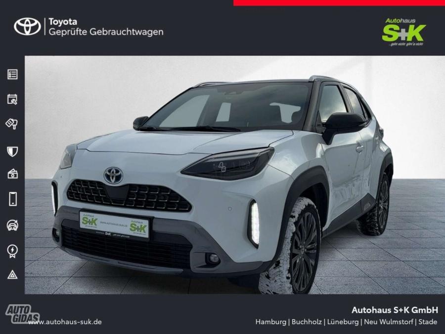 Черный Тойота Yaris Cross 2022 в Каунас, объемом двигателя 1.50 л и пробегом 16 тыс. км за 28364 €, фото 1 на AUTOMOTO.COM.LV