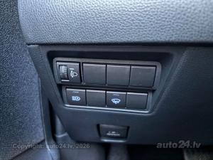 Черный Тойота Yaris Cross 2022 в Таллин, объемом двигателя 1.49 л и пробегом 65 тыс. км за 19995 €, фото 15 на AUTOMOTO.COM.LV