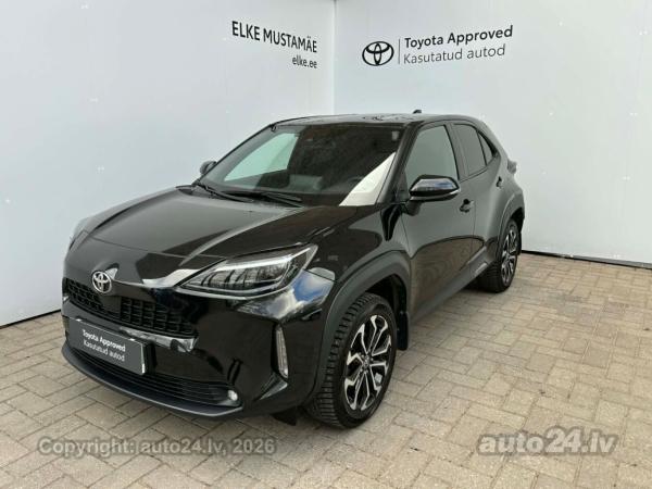 Melns Toyota Yaris Cross 2022 Tallina, ar dzinēja tilpumu 1.49 L un nobraukumu 43 tūkst. km par 20495 €, foto 1 vietnē AUTOMOTO.COM.LV