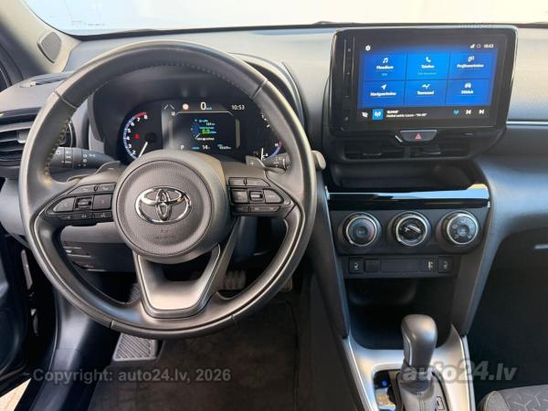 Черный Тойота Yaris Cross 2022 в Таллин, объемом двигателя 1.49 л и пробегом 43 тыс. км за 20495 €, фото 9 на AUTOMOTO.COM.LV