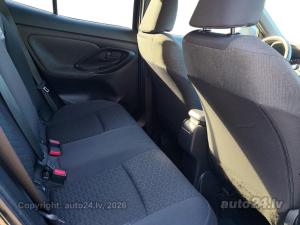 Черный Тойота Yaris Cross 2022 в Таллин, объемом двигателя 1.49 л и пробегом 60 тыс. км за 19995 €, фото 8 на AUTOMOTO.COM.LV