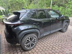 Черный Тойота Yaris Cross 2023 в Вильнюс, объемом двигателя 1.50 л и пробегом 24 тыс. км за 25000 €, фото 5 на AUTOMOTO.COM.LV