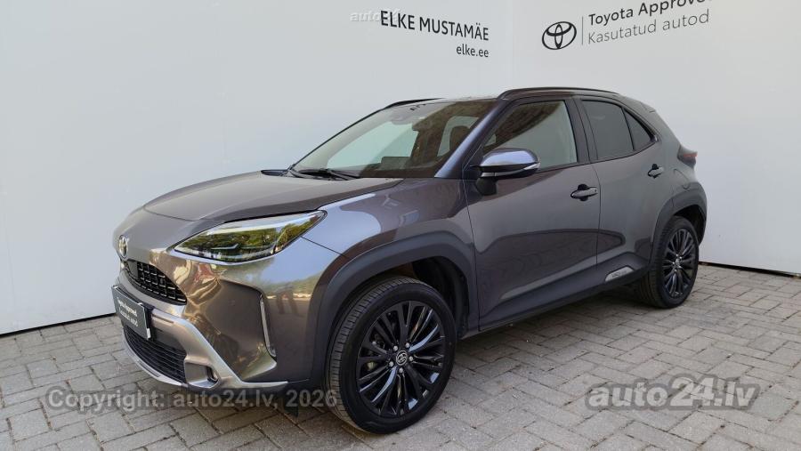 Melns Toyota Yaris Cross 2023 Tallina, ar dzinēja tilpumu 1.49 L un nobraukumu 41 tūkst. km par 25495 €, foto 1 vietnē AUTOMOTO.COM.LV