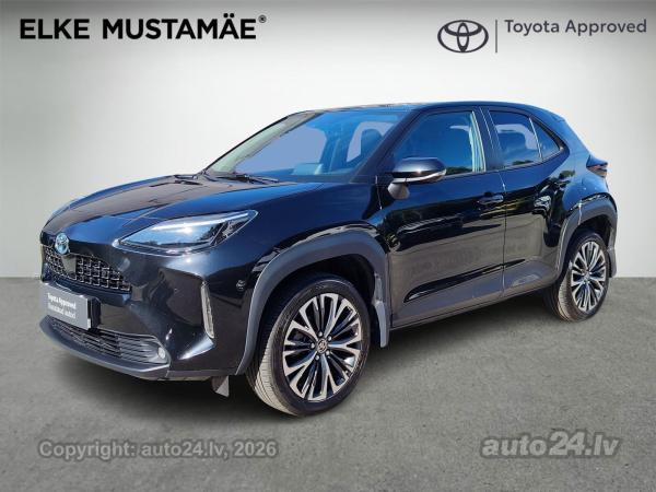 Черный Тойота Yaris Cross 2023 в Таллин, объемом двигателя 1.49 л и пробегом 46 тыс. км за 23995 €, фото 2 на AUTOMOTO.COM.LV