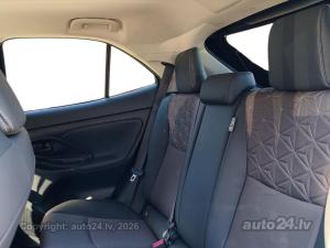 Melns Toyota Yaris Cross 2023 Tallina, ar dzinēja tilpumu 1.49 L un nobraukumu 46 tūkst. km par 23995 €, foto 20 vietnē AUTOMOTO.COM.LV