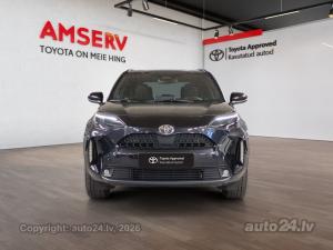 Черный Тойота Yaris Cross 2025 в Таллин, объемом двигателя 1.50 л и пробегом 28 тыс. км за 24990 €, фото 6 на AUTOMOTO.COM.LV