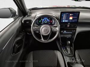 Черный Тойота Yaris Cross 2025 в Таллин, объемом двигателя 1.50 л и пробегом 28 тыс. км за 24990 €, фото 10 на AUTOMOTO.COM.LV