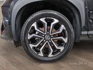 Черный Тойота Yaris Cross 2025 в Таллин, объемом двигателя 1.50 л и пробегом 28 тыс. км за 24990 €, фото 16 на AUTOMOTO.COM.LV