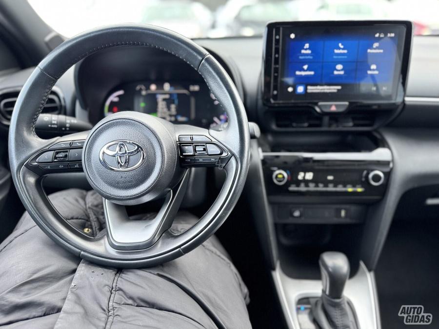 Zils Toyota Yaris Cross 2021 Viļņa, ar dzinēja tilpumu 1.50 L un nobraukumu 80 tūkst. km par 21650 €, foto 26 vietnē AUTOMOTO.COM.LV