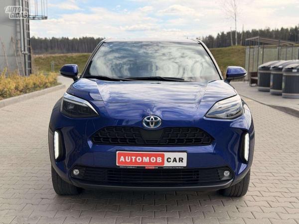 Blue Toyota Yaris Cross 2021 in Vilnius, with an engine capacity of 1.50 L and mileage of 80 thousand km for 22350 €, photo 2 on AUTOMOTO.COM.LV