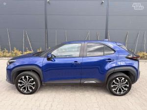 Blue Toyota Yaris Cross 2021 in Vilnius, with an engine capacity of 1.50 L and mileage of 80 thousand km for 22350 €, photo 9 on AUTOMOTO.COM.LV