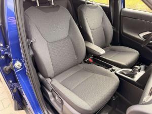 Blue Toyota Yaris Cross 2021 in Vilnius, with an engine capacity of 1.50 L and mileage of 80 thousand km for 22350 €, photo 18 on AUTOMOTO.COM.LV