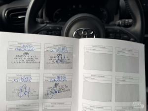 Blue Toyota Yaris Cross 2021 in Vilnius, with an engine capacity of 1.50 L and mileage of 80 thousand km for 22350 €, photo 26 on AUTOMOTO.COM.LV