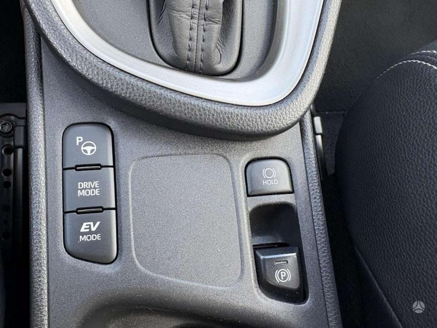 Zils Toyota Yaris Cross 2021 Kauņa, ar dzinēja tilpumu 1.50 L un nobraukumu 53 tūkst. km par 20900 €, foto 16 vietnē AUTOMOTO.COM.LV