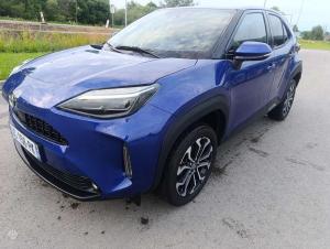Синий Тойота Yaris Cross 2021 в Таураге, объемом двигателя 1.50 л и пробегом 38 тыс. км за 17300 €, фото 3 на AUTOMOTO.COM.LV