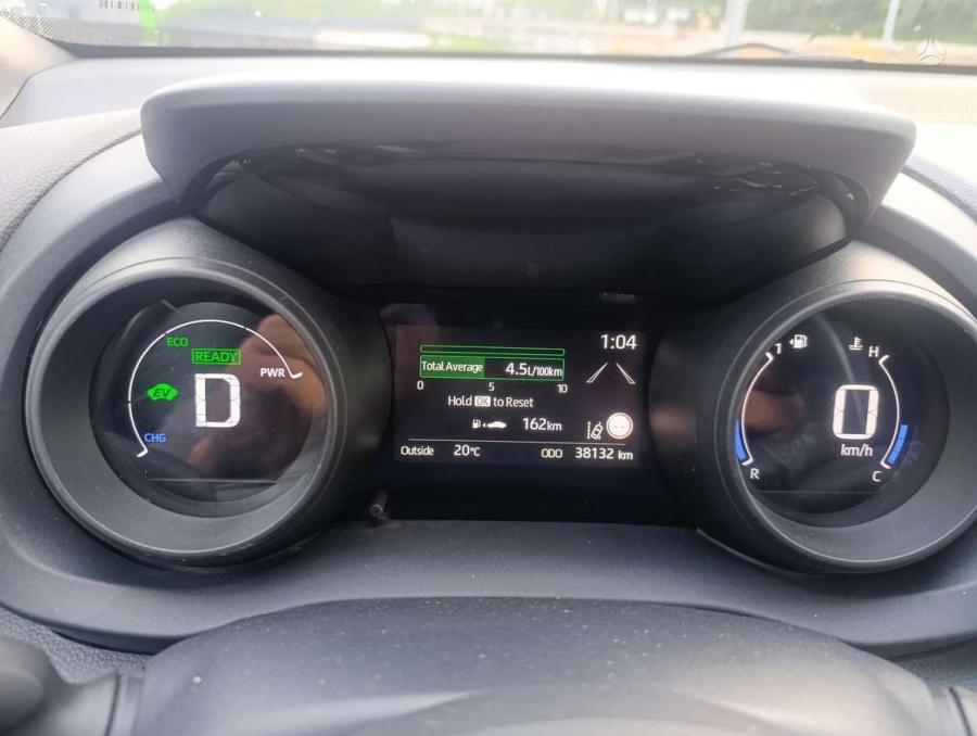 Синий Тойота Yaris Cross 2021 в Таураге, объемом двигателя 1.50 л и пробегом 38 тыс. км за 17300 €, фото 8 на AUTOMOTO.COM.LV