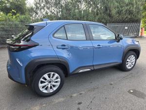 Синий Тойота Yaris Cross 2021 в Паневежис, объемом двигателя 1.50 л и пробегом 24 тыс. км за 18499 €, фото 3 на AUTOMOTO.COM.LV