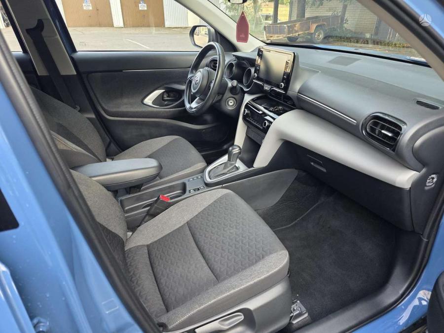 Синий Тойота Yaris Cross 2021 в Паневежис, объемом двигателя 1.50 л и пробегом 24 тыс. км за 18499 €, фото 14 на AUTOMOTO.COM.LV