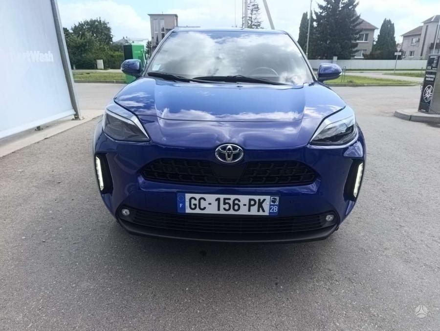 Синий Тойота Yaris Cross 2021 в Таураге, объемом двигателя 1.50 л и пробегом 38 тыс. км за 16900 €, фото 3 на AUTOMOTO.COM.LV