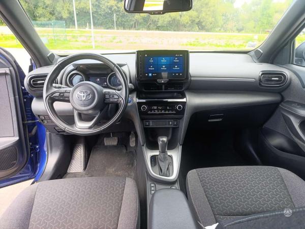 Синий Тойота Yaris Cross 2021 в Таураге, объемом двигателя 1.50 л и пробегом 38 тыс. км за 16900 €, фото 8 на AUTOMOTO.COM.LV