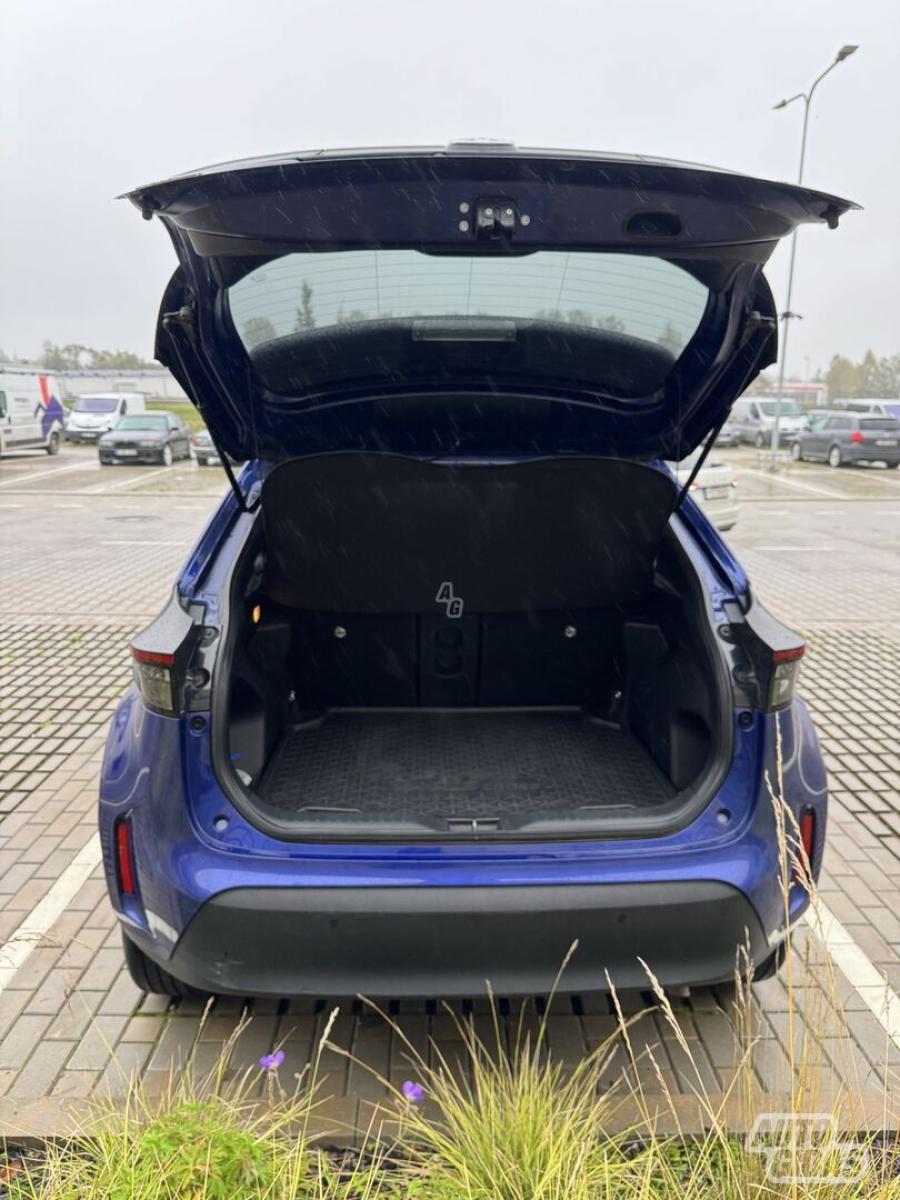 Синий Тойота Yaris Cross 2021 в Вильнюс, объемом двигателя 1.50 л и пробегом 38 тыс. км за 19500 €, фото 9 на AUTOMOTO.COM.LV