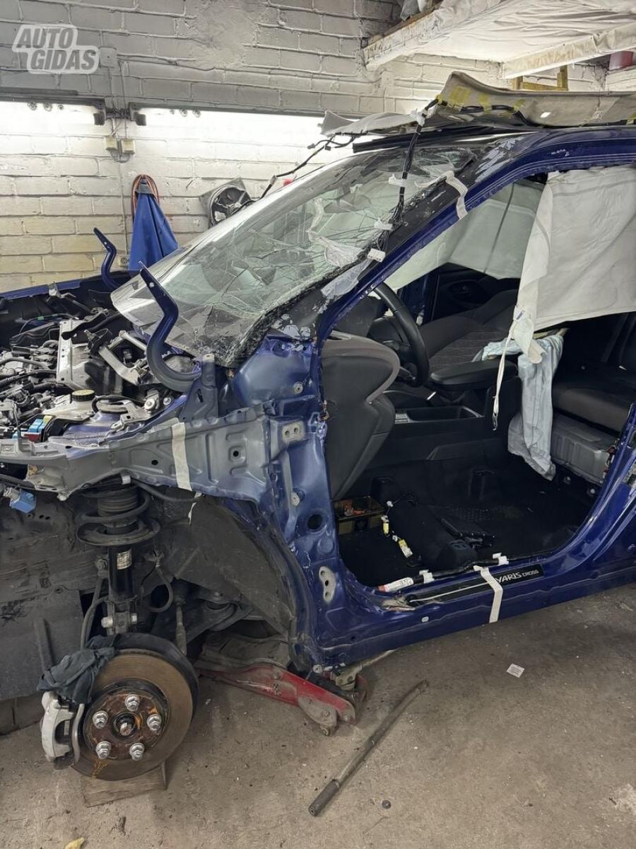 Синий Тойота Yaris Cross 2021 в Вильнюс, объемом двигателя 1.50 л и пробегом 38 тыс. км за 19500 €, фото 17 на AUTOMOTO.COM.LV